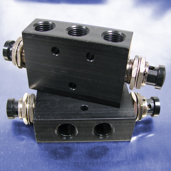 Double Push Button (1/8 NPT (F), 4-Way Valves) | Double Push Button (1/8 NPT (F), 4-Way Valves ...